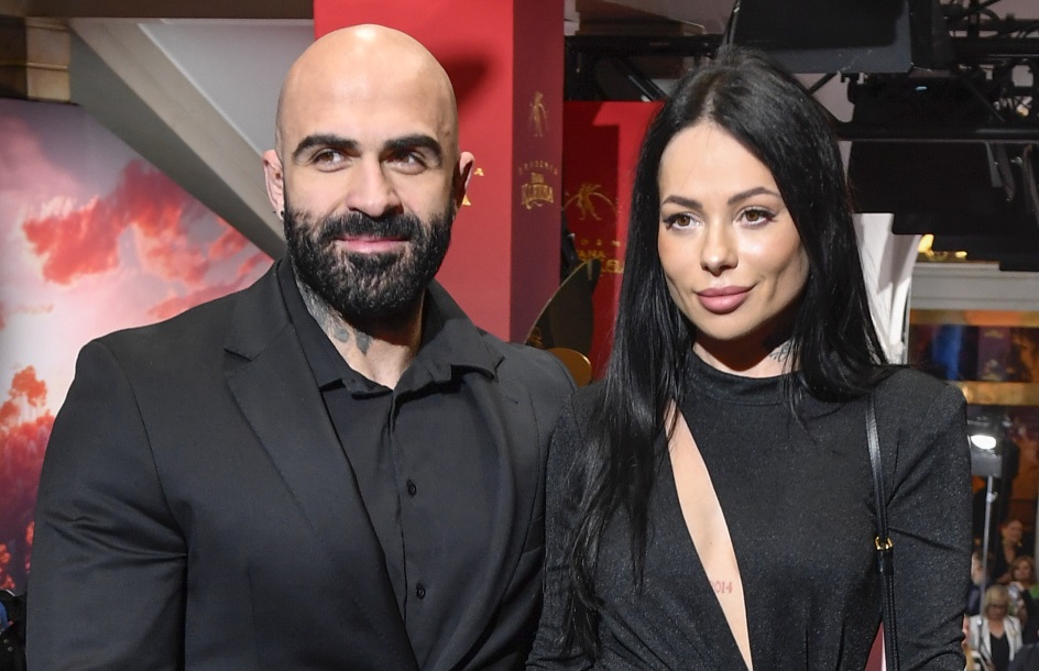 Wszystkich okłamali? Akop Szostak przedstawia prawdę o rozstaniu z ...