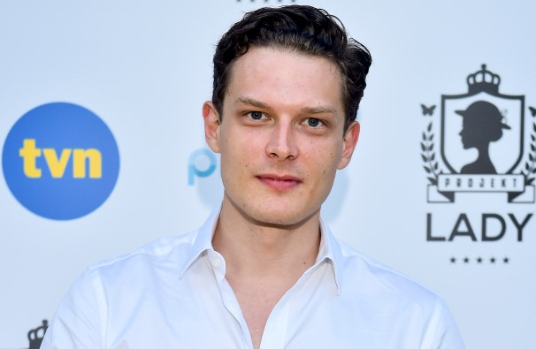 Adam Fidusiewicz po 18 latach odchodzi z "Na Wspólnej". Zagra w ...