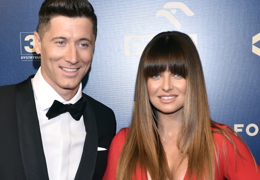 Lewandowscy w objęciach. Trenerka publikuje wyjątkowe kadry. "Ale cudny ...