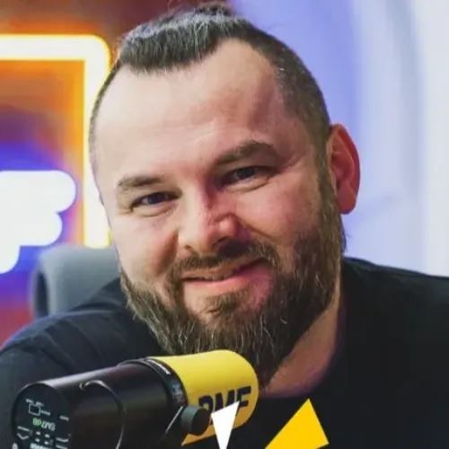 35 LAT :: RMF FM